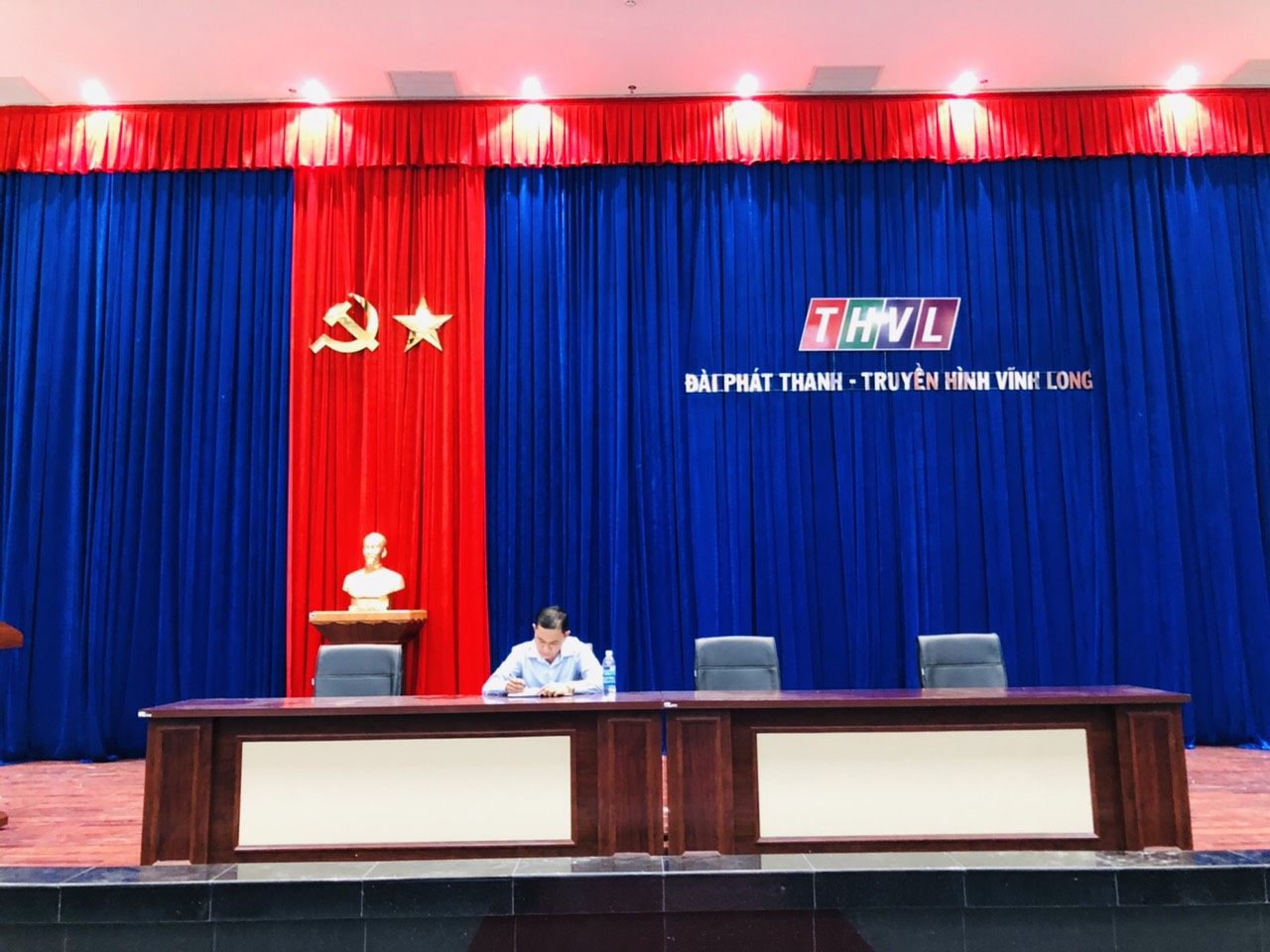 DỰ ÁN ĐÀI TRUYỀN HÌNH VĨNH LONG THVL – THE SOFA